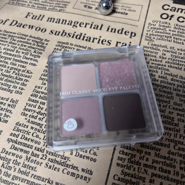 [쿨톤추천] 클래시 무드 아이 팔레트(모브 인헨스) - 에이블리 스토어