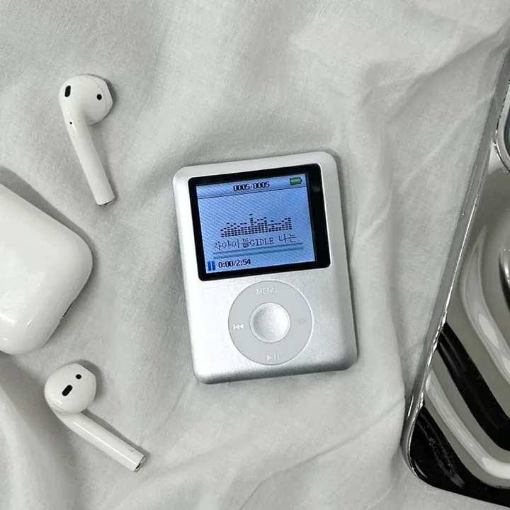 다이렉트박스 [해외] (128기가 풀세트) 아이팟 감성 Y2K MP3 플레이어 MP4 블루투스 스피커 128GB - 에이블리 스토어