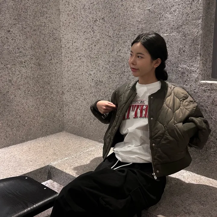 (검정 품절) 크롭 퀼팅 JP - 에이블리 스토어