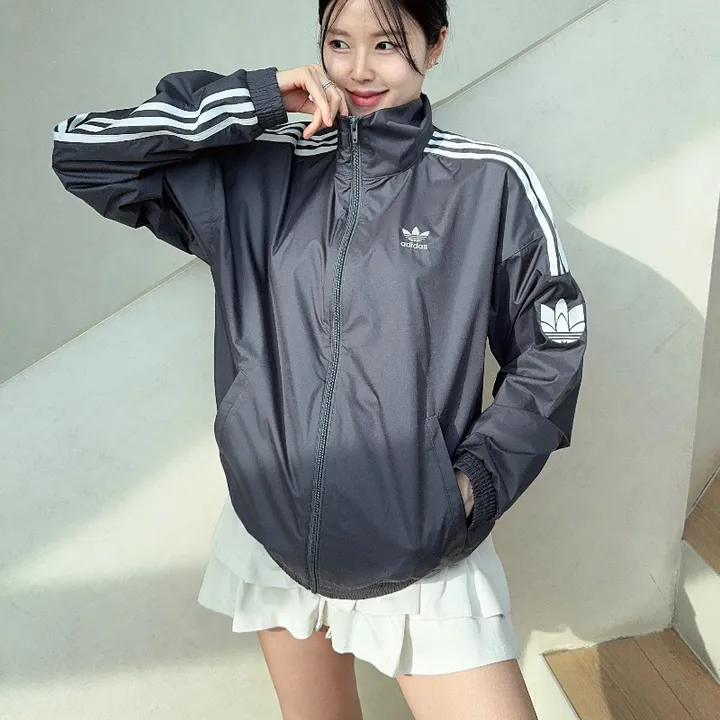 [옵션가 /🔥품절대란 재입고🔥/국내매장판💙] 아디다스 바람막이 레트로 트레포일 자켓 져지 화이트 차콜 집업 점퍼 남녀공용 커플 ...