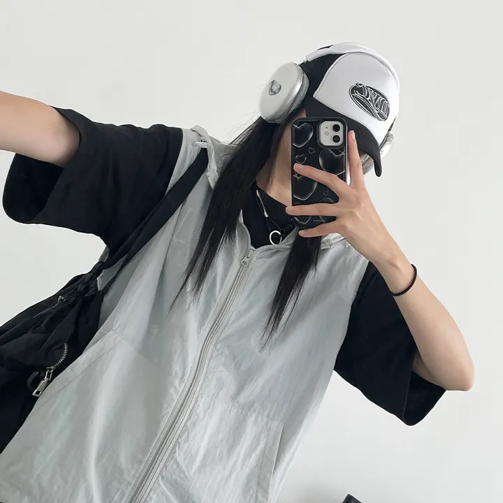 통통 [unisex/빅사이즈] 바스락 고프코어 오버핏 후드 베스트 스트링 여름 조끼 (8color) - 에이블리 스토어