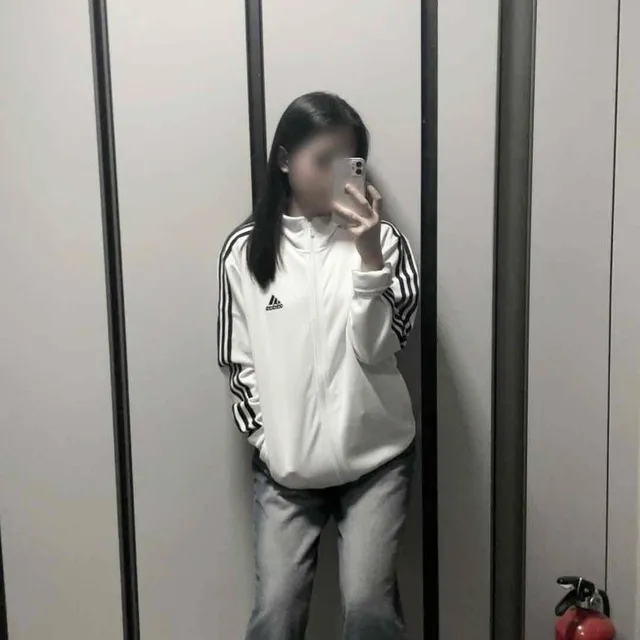 [깜짝 12% 쿠폰] 아디다스 져지 3S 트랙탑 화이트 남성 트레이닝 자켓 BXF58 IA9448 - 에이블리 스토어