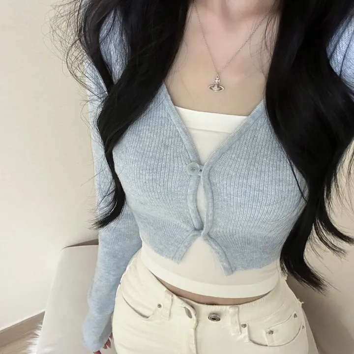 [색감보장🍭] 투버튼 크롭 니트 가디건-4col - 에이블리 스토어