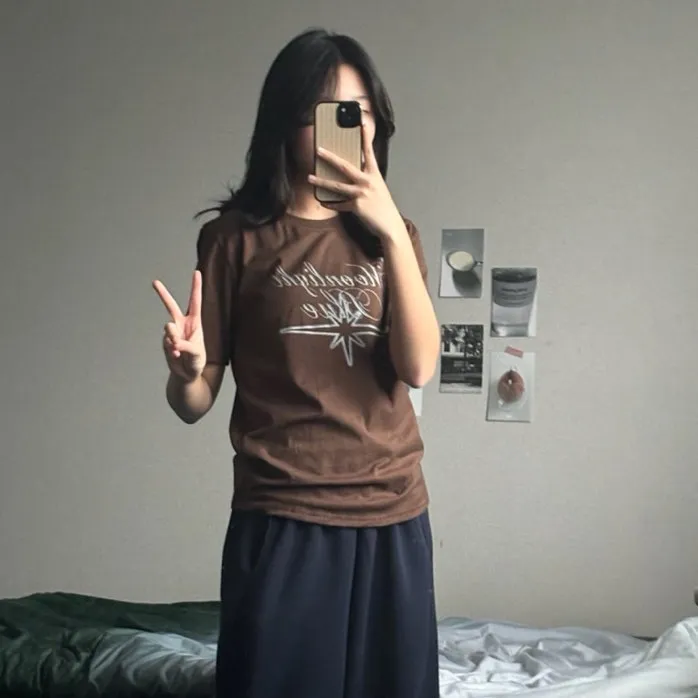 문라이트 레터링 Y2K 빈티지 반팔티 4color - 에이블리 스토어