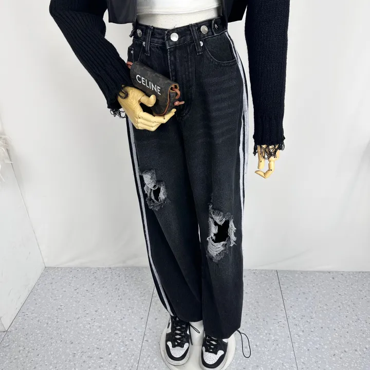 [컬러추가/MD추천/유니크/힙/두가지연출👌] 비조 삼선 트랙 구제 찢청 스트링 와이드 조거 데님 팬츠 (2COLOR ...