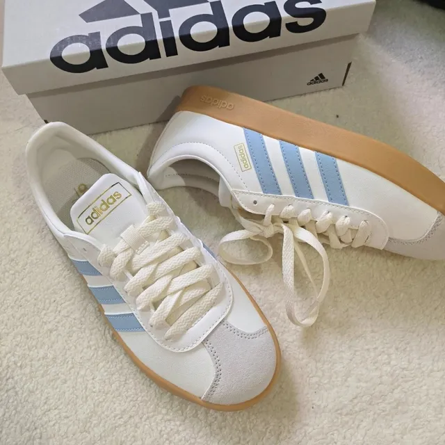 [깜짝 12% 쿠폰] 아디다스 져지 3S 트랙탑 화이트 남성 트레이닝 자켓 BXF58 IA9448 - 에이블리 스토어